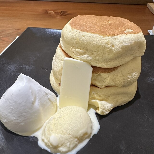 Benizuru - Asakusa/Pancake | Tabelog