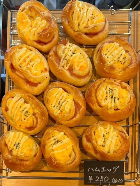 Bakery shu （シュウ） - 雲雀丘花屋敷/パン | 食べログ