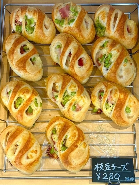 Bakery shu （シュウ） - 雲雀丘花屋敷/パン | 食べログ