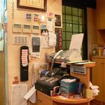 内観写真 : いろは 本店 - 月島/もんじゃ焼き | 食べログ