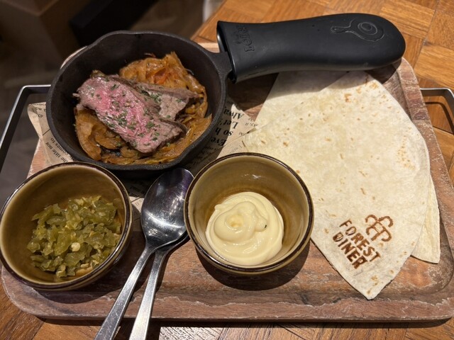 FOREST DINER 札幌店 （フォレスト ダイナー） - さっぽろ（札幌市営）/ダイニングバー/ネット予約可 | 食べログ