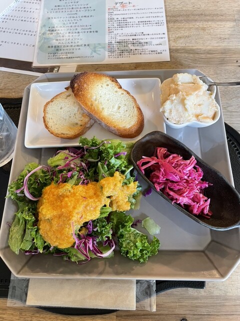 Tiare & Cafe KAKO - 津田沼/カフェ | 食べログ