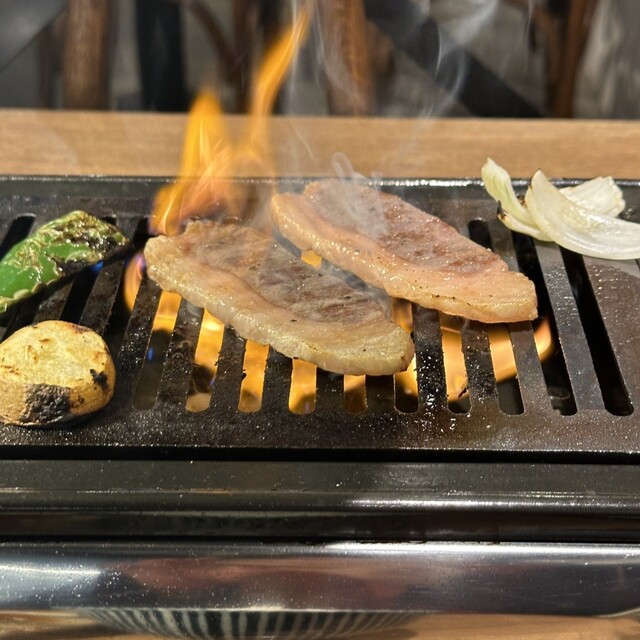 HEY MEAT （ヘイ ミート） - 狸小路/焼肉/ネット予約可 | 食べログ