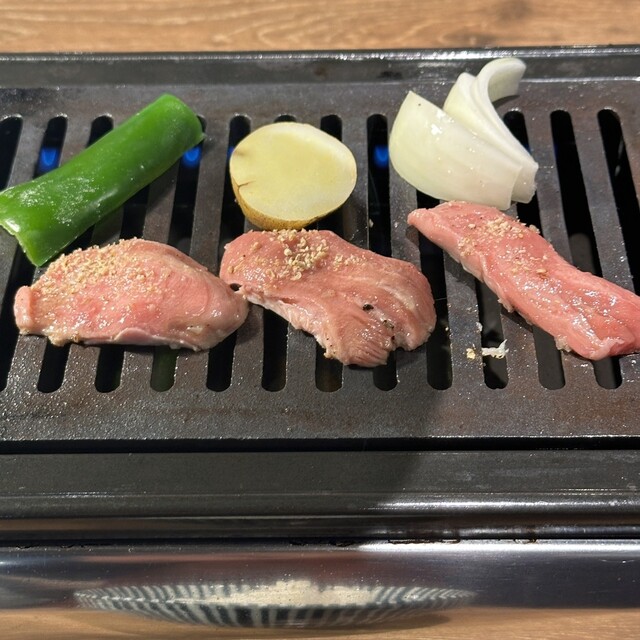 HEY MEAT （ヘイ ミート） - 狸小路/焼肉/ネット予約可 | 食べログ