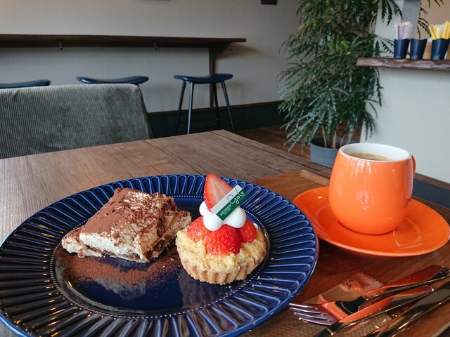 gee coffee （ジー コーヒー） - 東唐津/カフェ | 食べログ