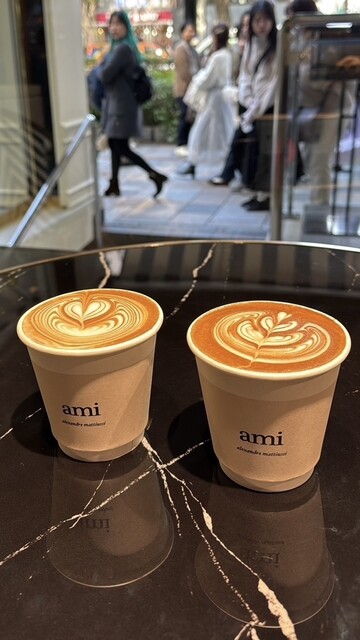 『Ami Parisの期間限定カフェ』by かぴぱら556 : LE CAFÉ AMI - 明治神宮前/カフェ [食べログ]