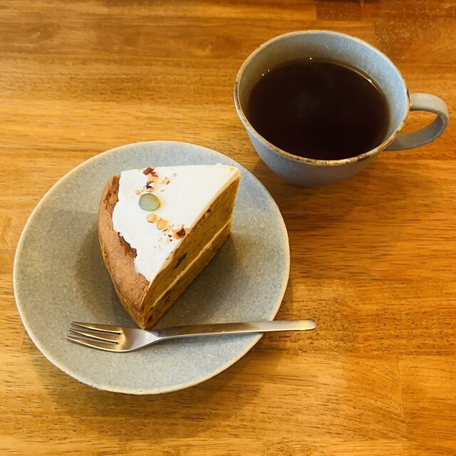 cafe ukiwa （ウキワ） - みなと元町/カフェ | 食べログ