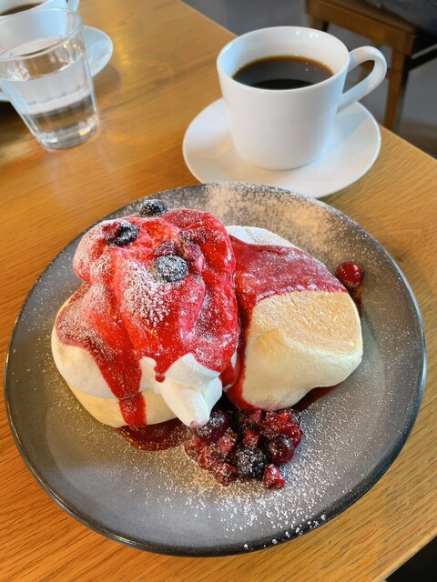 EMILY TEA&BREAD 湘南平塚店 （エミリー ティー&ブレッド） - 倉見/パン | 食べログ