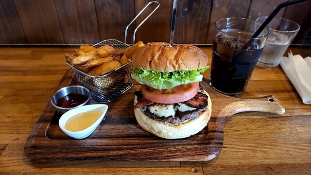 【移転】HaP CAFE&BAR （ハップカフェアンドバー） - 南永山/ハンバーガー | 食べログ