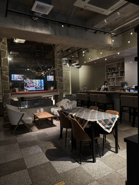 CAFE & BAR POKKE （カフェ & バー ポッケ）のご予約 - 六本木一丁目/カフェ | 食べログ