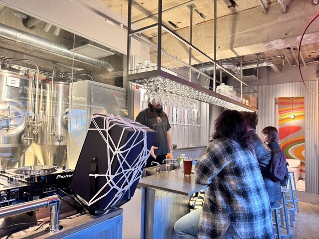 TOKYO BEER LAB （トーキョー ビア ラボ） - 明治神宮前/ビアバー | 食べログ