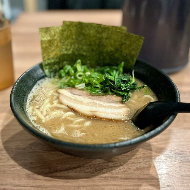 『⭐️変わり種家系⭐️』by Tommy_ramen : 横浜家系ラーメン まる金 石川家 大宮店 - 大宮/ラーメン [食べログ]