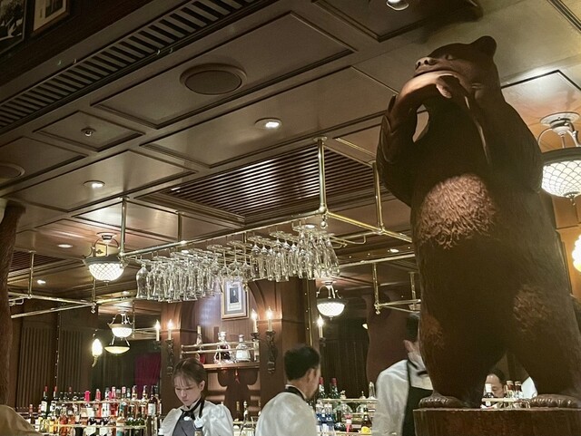 『大統領の名を冠するラウンジで、チルタイム』by エッグさん : テディ・ルーズヴェルト・ラウンジ - 東京ディズニーシー・ステーション ...