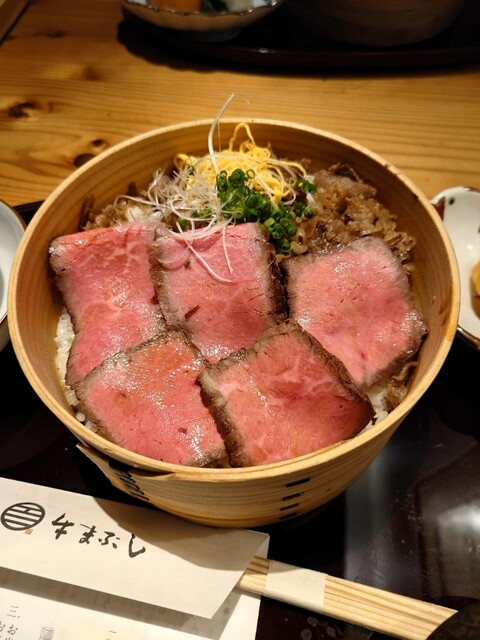 Sukiyaki to Gyumabushi Momoshiki - 近铁奈良/寿喜烧/可预约 | Tabelog