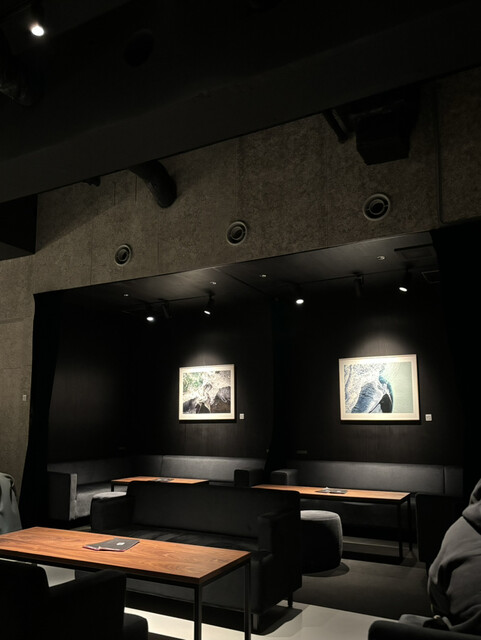 anonymous art cafe & barのご予約 - 表参道/バー | 食べログ