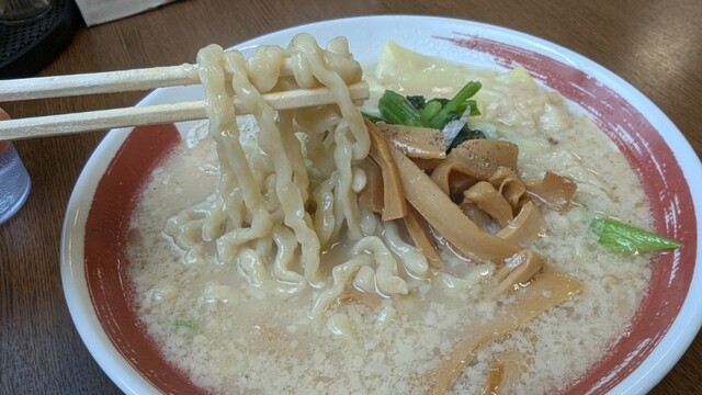 『宮城県を代表するラーメン店となるかも？！』by 大石貴幸 : OMOUMA麺堂 （オモウマ） - 泉中央/ラーメン [食べログ]