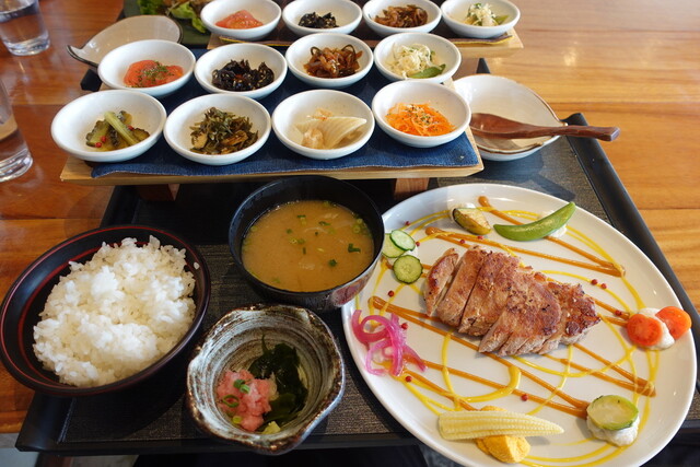 肉と野菜の店 相模園 大磯 日本料理 食べログ
