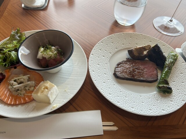 THE-MOMENT GRILL&DINING （ザ モーメント グリル&ダイニング） - 西梅田/ビュッフェ | 食べログ