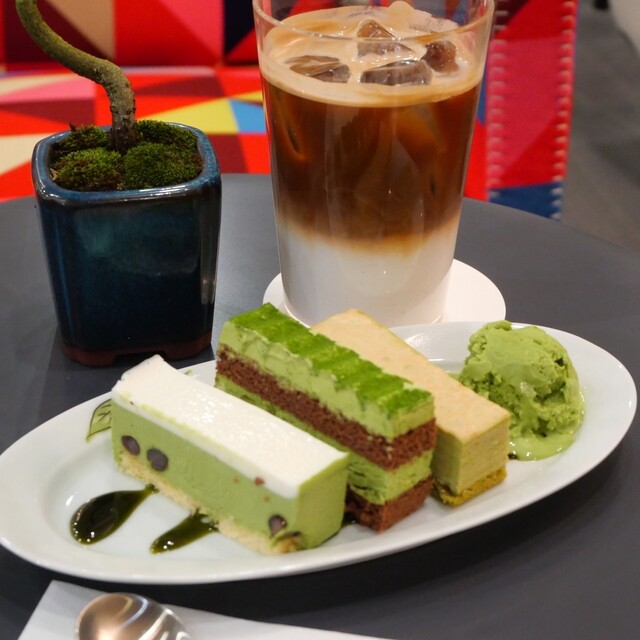 BONSAI CAFE&BAR （ボンサイカフェアンドバー） - 天神川/カフェ | 食べログ