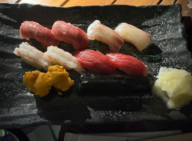 鮨&BAR 不二楼 新丸ビル店 （Sushi & Bar Fujiro） - 大手町/寿司/ネット予約可 | 食べログ