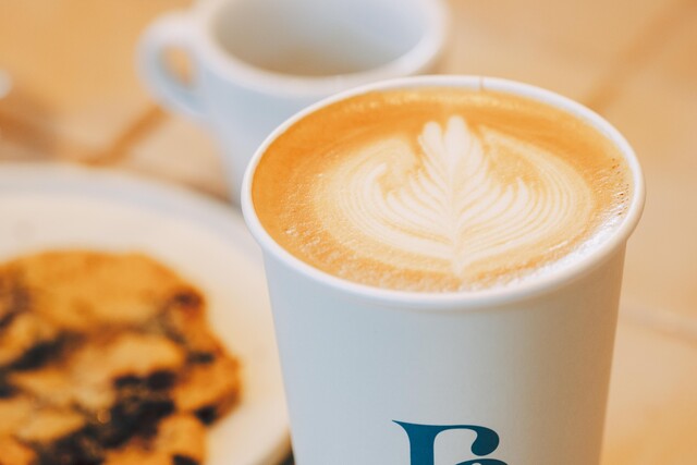 BLUE SIX COFFEE （ブルー シックス コーヒー） - 国立競技場/カフェ | 食べログ