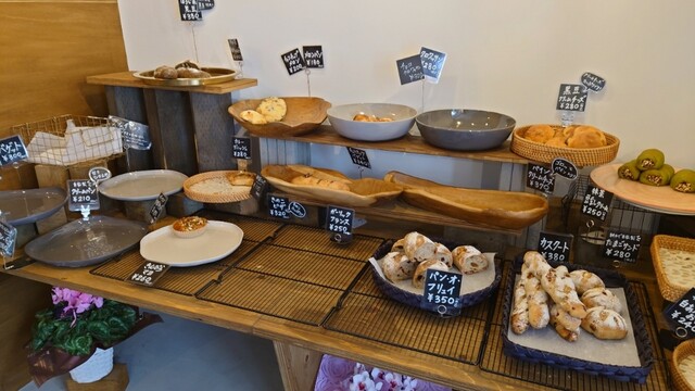 BAMBOO BAKERS （バンブーベーカーズ） - 常盤/パン | 食べログ