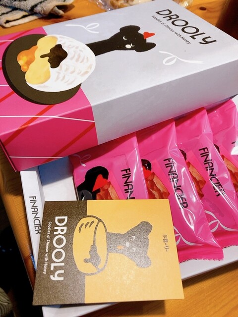 『チーズ好きの大人味フィナンシェ』by プチミルクティー : DROOLY 阪神梅田本店 （ドローリー） - 大阪梅田（阪神）/洋菓子 [食べログ]