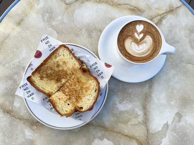 Friend in Hand （フレンド イン ハンド） - 表参道/カフェ | 食べログ