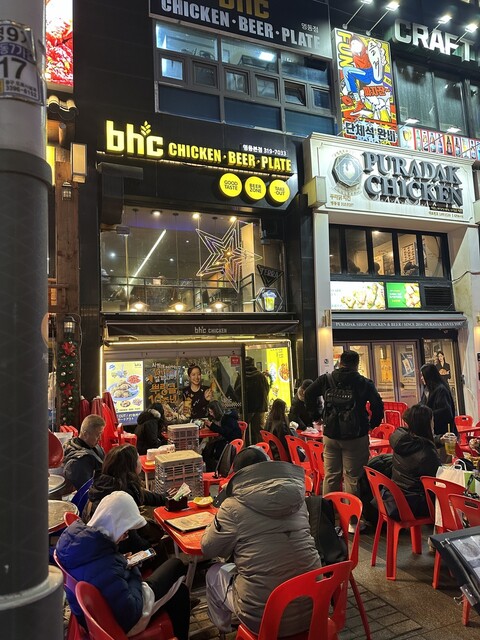 bhc CHICKEN 명동본점 （bhc 치킨） - 明洞 ミョンドン/韓国料理 | 食べログ