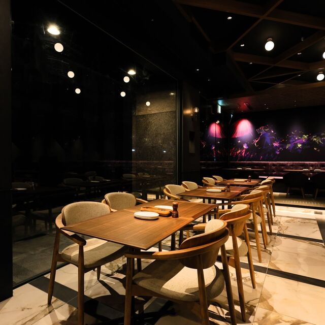 座席 : Pub & Grill 7 TAPS TAVERN 京都駅 - 京都/イタリアン | 食べログ