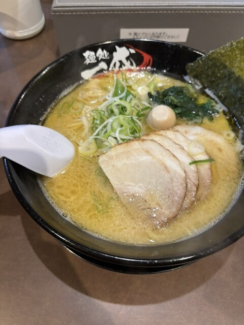 麺処一成 博多店 - 祇園/ラーメン | 食べログ