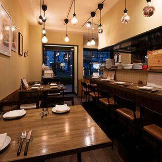 座席 : PRONTI VIA! ARRIBA! （プロンティ ヴィア アリーバ） - 江戸川橋/イタリアン | 食べログ