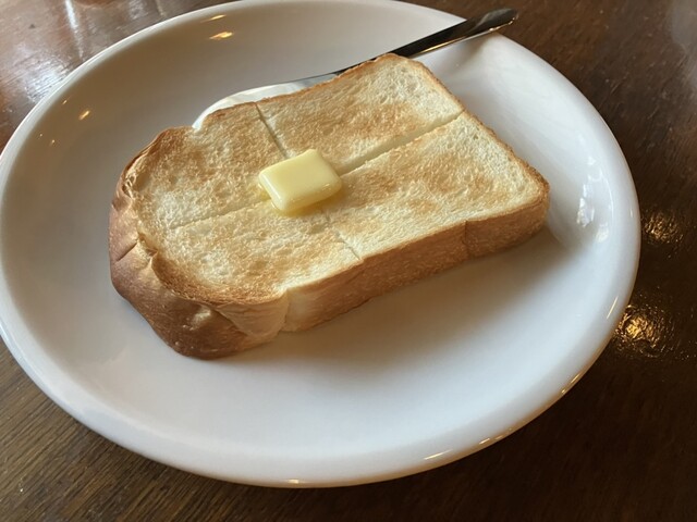 by katsuya0623 : COFFEE Cattleya （コーヒーカトレヤ【旧店名】祇園喫茶 カトレヤ） - 祇園四条/喫茶店 [食べログ]