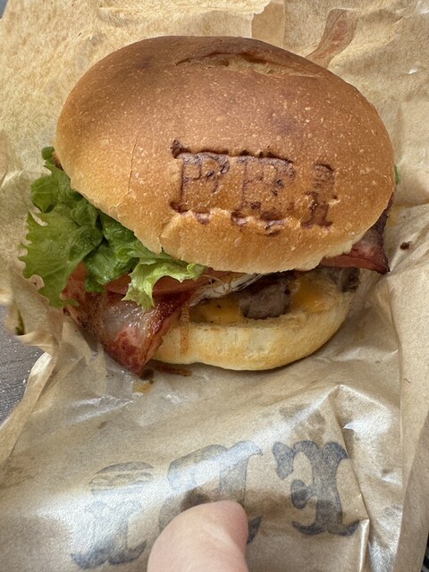 FBI （FRESH BURGER INN） - 西小倉/ハンバーガー | 食べログ