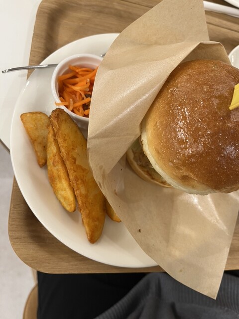 MD Bakery （エムディー ベーカリー） - 御茶ノ水/パン | 食べログ