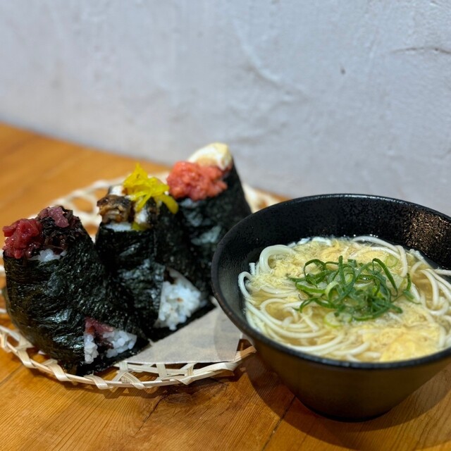 【閉店】おむすびvinzai （ばんざい） - 近鉄八尾/おにぎり | 食べログ