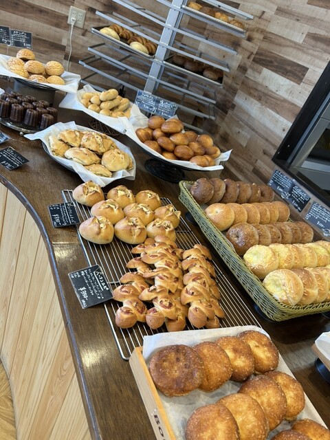 Landmark's Bakery （ランドマークス ベーカリー）のご予約 - 積志/パン | 食べログ