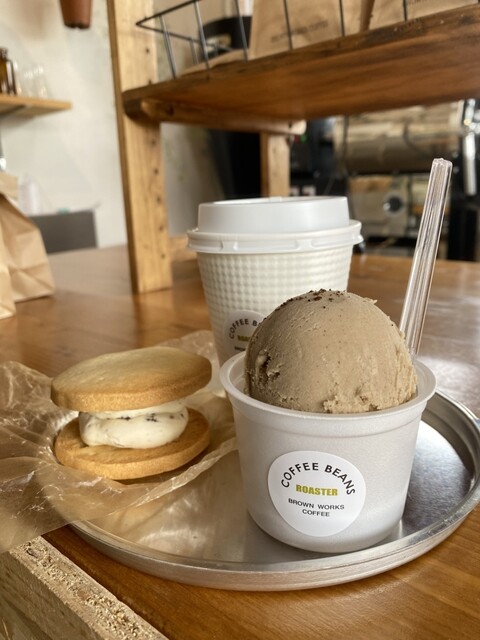 口コミ一覧 : BROWN WORKS COFFEE 日高店 （ブラウン ワークス コーヒー） - 井野/コーヒースタンド [食べログ]