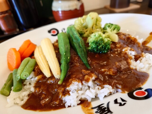 『粘りの強いルゥが美味い 日乃屋カレー！！』by ＠すすむ : 日乃屋カレー ハレまち通り店 - 岡山駅前/カレー [食べログ]