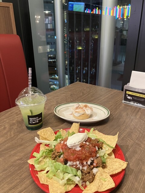 GiGO Arcade Café KITTE大阪 （ギーゴ アーケード カフェ キッテ）のご予約 - 西梅田/カフェ | 食べログ