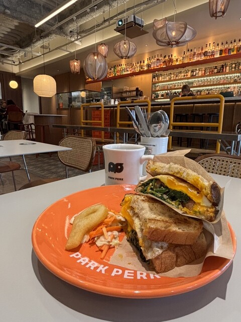 PARK PERK （パーク）のご予約 - 西8丁目/カフェ | 食べログ