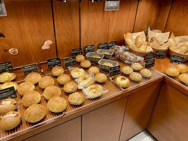 『美味しいパン屋さんが復活』by まもんがセブン : CODOMO BAKERY+ （コドモ ベーカリー+） - 甲南山手/パン [食べログ]