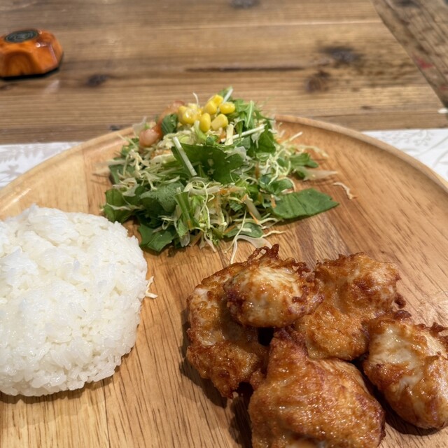 KIBE KITCHEN （キベ キッチン）のご予約 - 絹延橋/カフェ | 食べログ