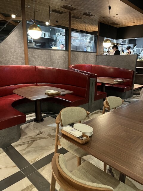 Pub & Grill 7 TAPS TAVERN 京都駅 （セブンタップスタバン） - 京都/イタリアン/ネット予約可 | 食べログ