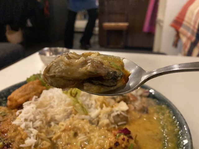 『クオリティ高い「オリジナル スリランカカレー」』by 波乗りトニ〜 : curry bar nidomi （ニドミ） - 谷町四丁目/カレー ...