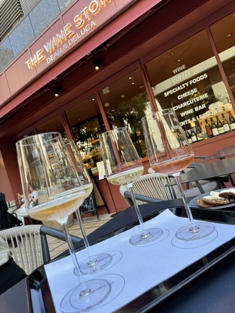 THE WINE STORE DEAN & DELUCA （ザ ワイン ストア ディーン & デルーカ） - 麻布十番/カフェ | 食べログ