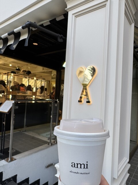 Ami Paris - Shibuya Omotesando Popup （LE CAFÉ AMI） - 明治神宮前/カフェ | 食べログ