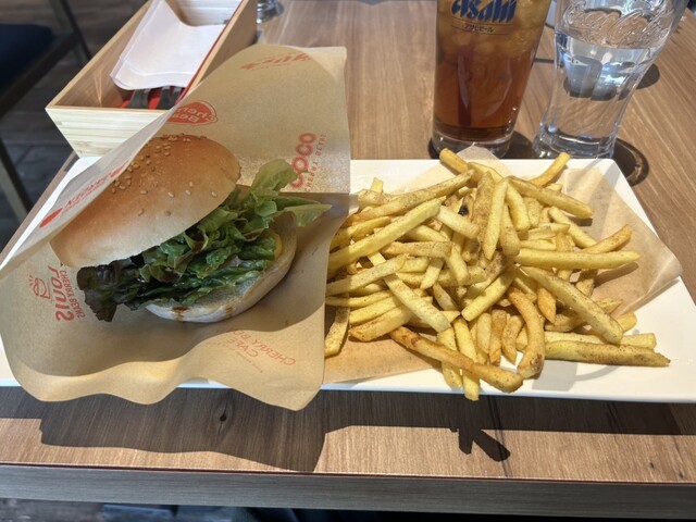 LOUIS CHERRY BEANS （ルイ チェリー ビーンズ） - 草薙（JR）/カフェ | 食べログ