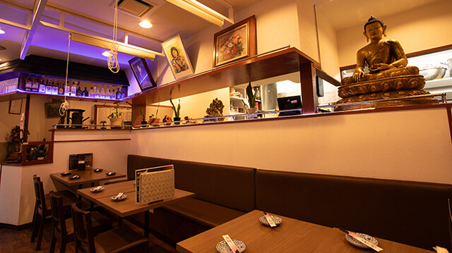 座席 : SUNAO AKABANE DINING （すなお 赤羽 ダイニング） - 赤羽岩淵/タイ料理 | 食べログ