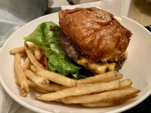Lantern burger & steakのご予約 - 飯田橋/ハンバーガー | 食べログ
